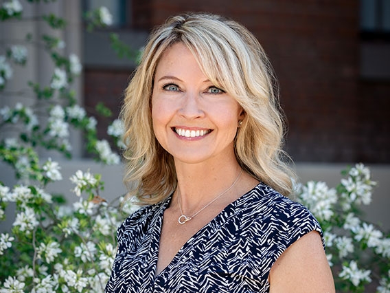 Diane Nelson | Arizona International