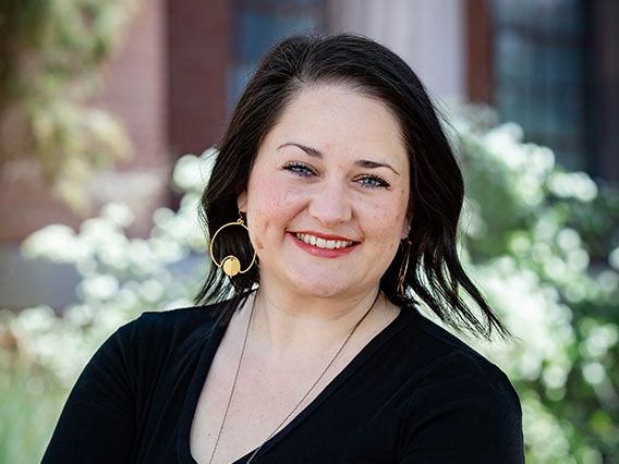 Lindsay Downs | Arizona International